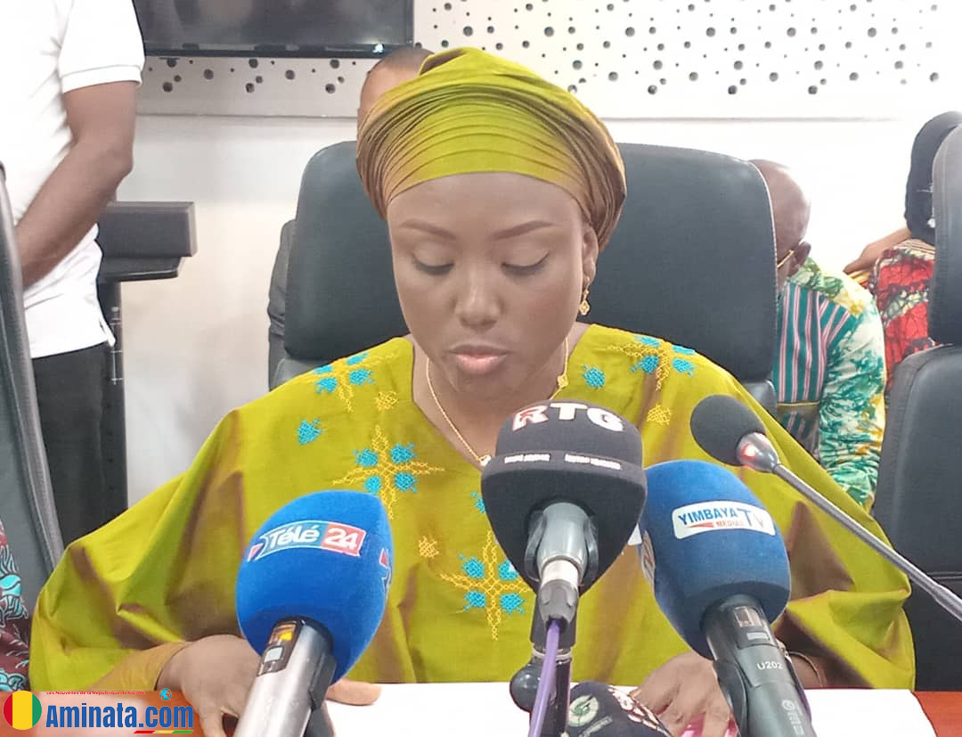 Guinée: Fatoumata Binta Barry, nouvelle Cheffe de cabinet du ministère ...
